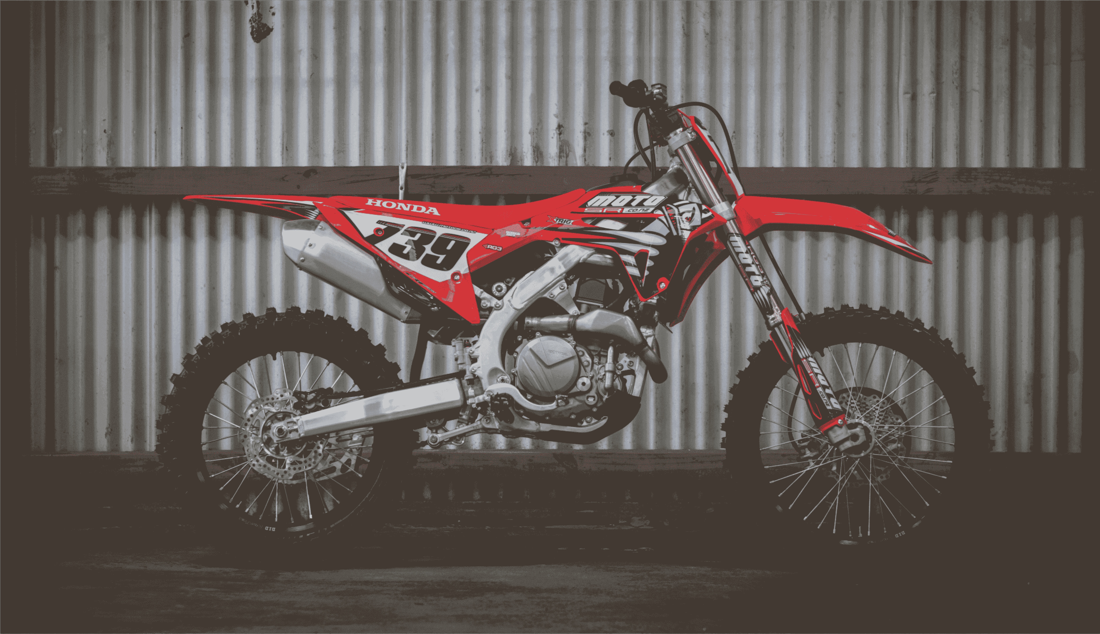 Motographic